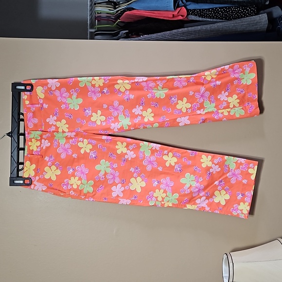 Lilly Pulitzer | Pants & Jumpsuits | Lilly Pulitzer Floral Hippie Capri ...